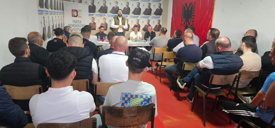 Hoxha dhe Bajrami hapin shtabin e PDE në Hasanbeg | Revista.mk